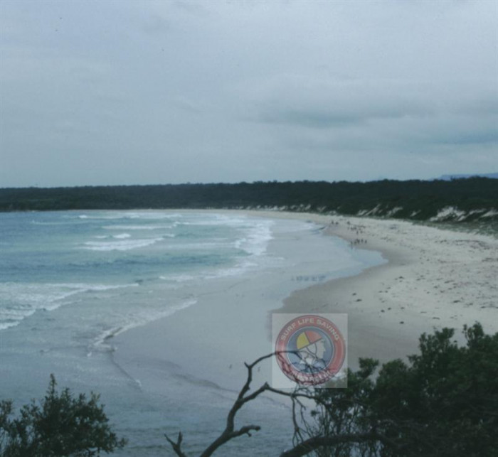 BERRARA SOUTH - Beach in Berrara Shoalhaven NSW - SLS Beachsafe
