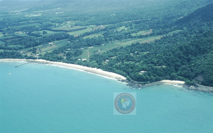 Bicton Hill - Beach in Bingil Bay Cassowary Coast QLD - SLS Beachsafe