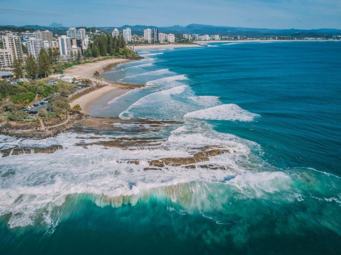 Snapper Rocks - Beach in Coolangatta Gold Coast QLD - SLS Beachsafe