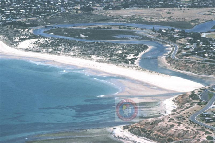 South Port - Beach in Port Noarlunga South Onkaparinga SA - SLS Beachsafe