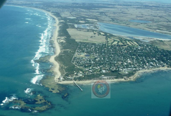 STEPS BEACH - Beach in Point Lonsdale Queenscliffe VIC - SLS Beachsafe