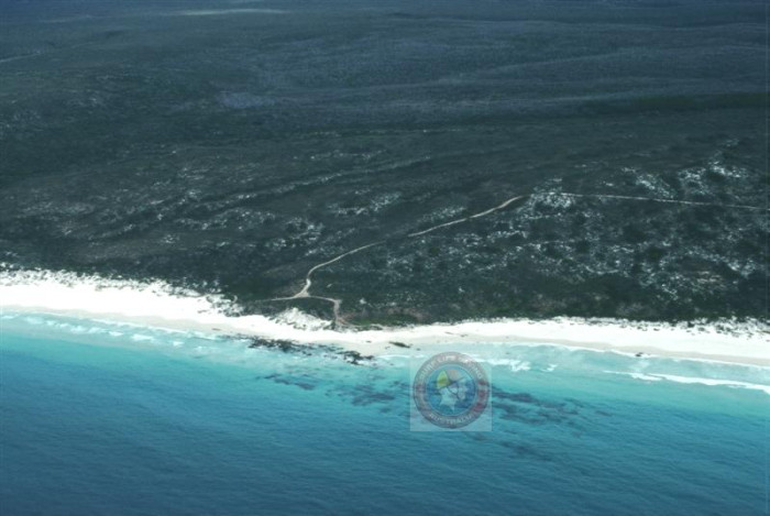 St Mary Inlet (E) - Beach in Fitzgerald River National Park ...