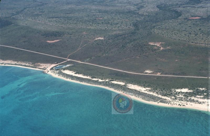 Tantabiddi Creek (N) - Beach in North West Cape Exmouth WA - SLS Beachsafe