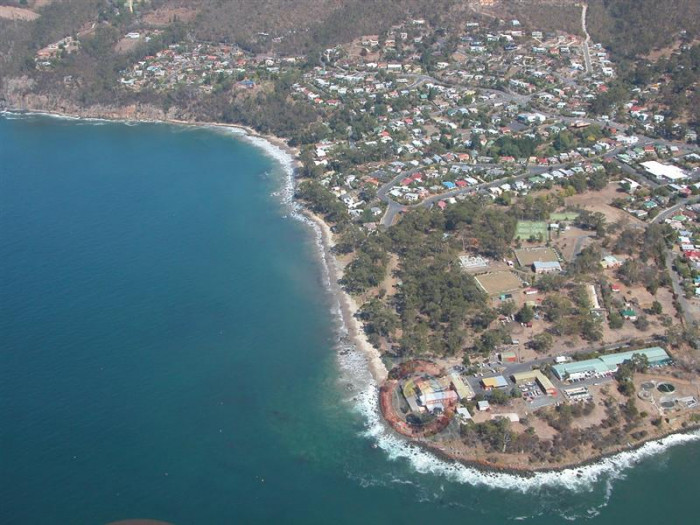 Taroona Beach - Beach in Taroona Kingborough TAS - SLS Beachsafe