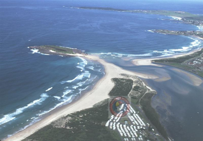 WARILLA-BARRACK PT - Beach in Warilla Shellharbour NSW - SLS Beachsafe