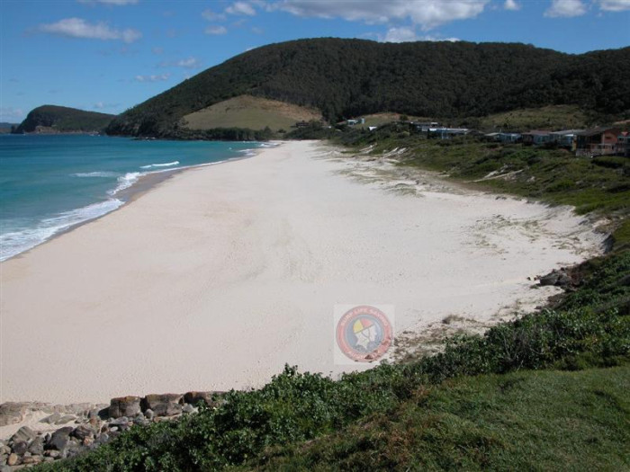 BLUEYS - Beach in Blueys Beach Great Lakes NSW - SLS Beachsafe