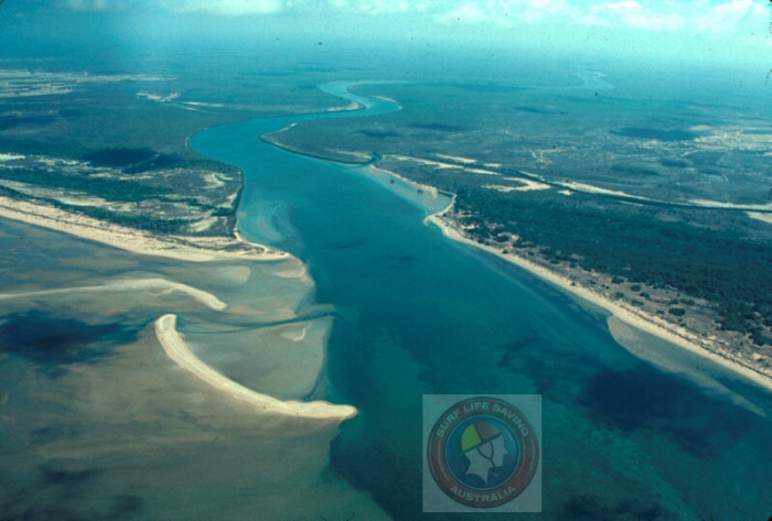 Calvert R (E 1) - Beach in Robinson River Roper Gulf NT - SLS Beachsafe