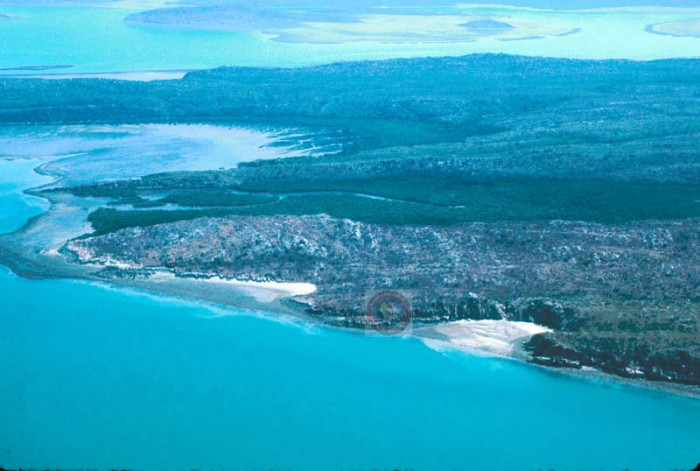 Cascade Bay (E 4) - Beach in Cockatoo Island Derby-West Kimberley WA ...
