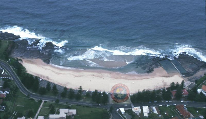 AUSTINMER - Beach in Austinmer Wollongong NSW - SLS Beachsafe