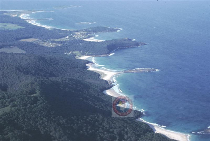DAWSON ISLAND NORTH - Beach in Pebbly Beach Shoalhaven NSW - SLS Beachsafe
