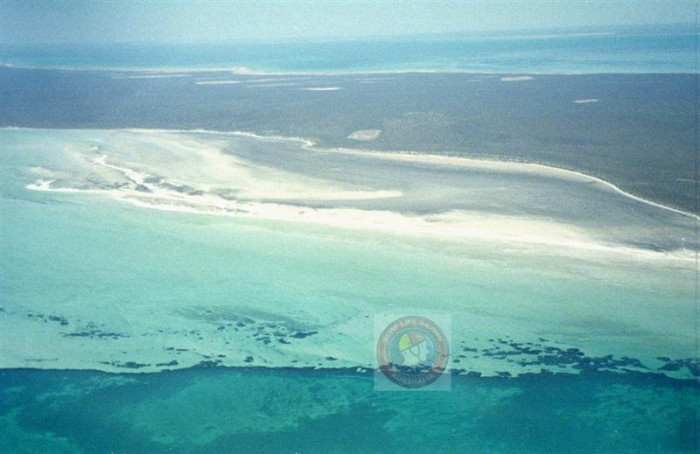 Gnungah Well - Beach in Nanga Shark Bay WA - SLS Beachsafe
