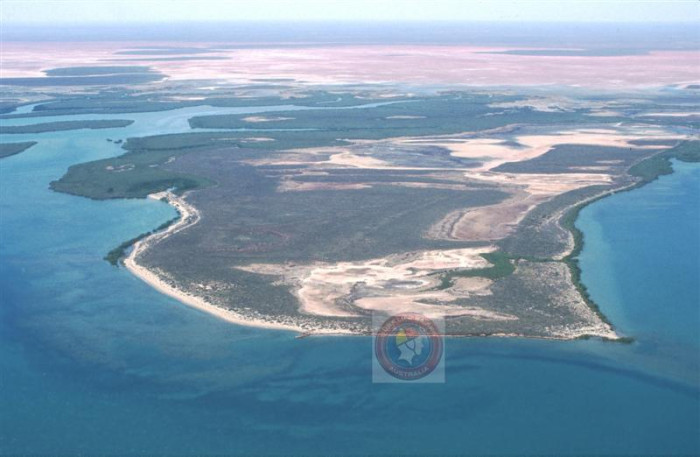 Hope Island - Beach in Learmonth Exmouth WA - SLS Beachsafe