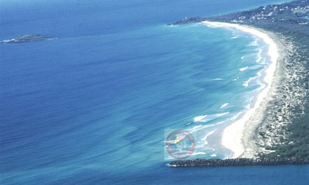 LETITIA SPIT - Beach in Fingal Head Tweed NSW - SLS Beachsafe