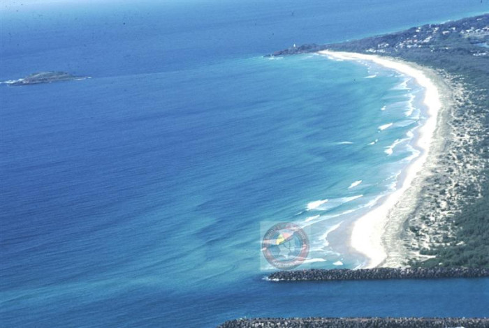 LETITIA SPIT - Beach in Fingal Head Tweed NSW - SLS Beachsafe