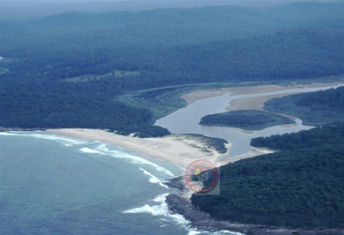 MEROO - Beach in Bawley Point Shoalhaven NSW - SLS Beachsafe
