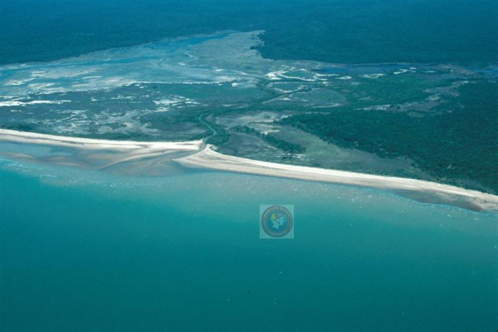 Red Cliff (east 4) - Beach in Daly River Darwin NT - SLS Beachsafe